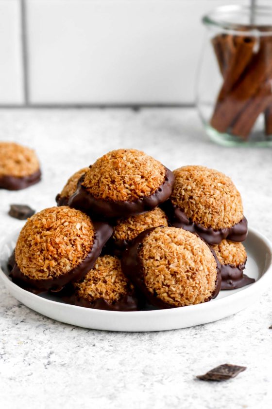 Pumpkin Spice Macaroons - Darn Good Veggies